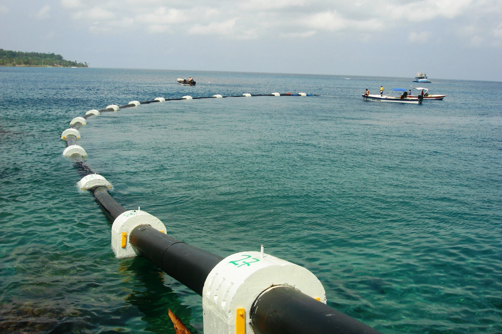 Ventajas y beneficios de los emisarios submarinos con tuberías de ...