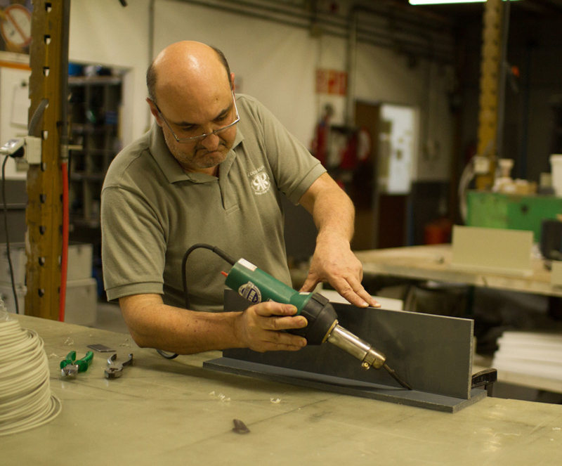 ¿Qué son los termoplásticos? - Aristegui Maquinaria